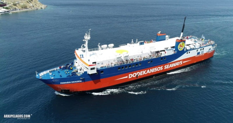 Κατάπλους του «ΠΑΝΑΓΙΑ ΣΚΙΑΔΕΝΗ» στη Σύμη (drone video) - Αρχιπέλαγος ...