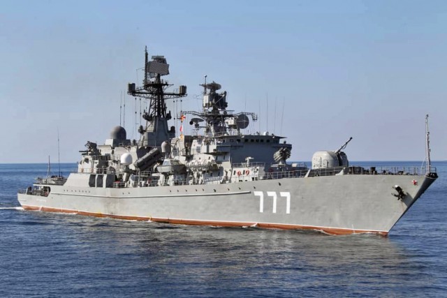 Σύγκρουση κρουαζιερόπλοιου με πλοίο του ΠΝ της Βενεζουέλας ...
