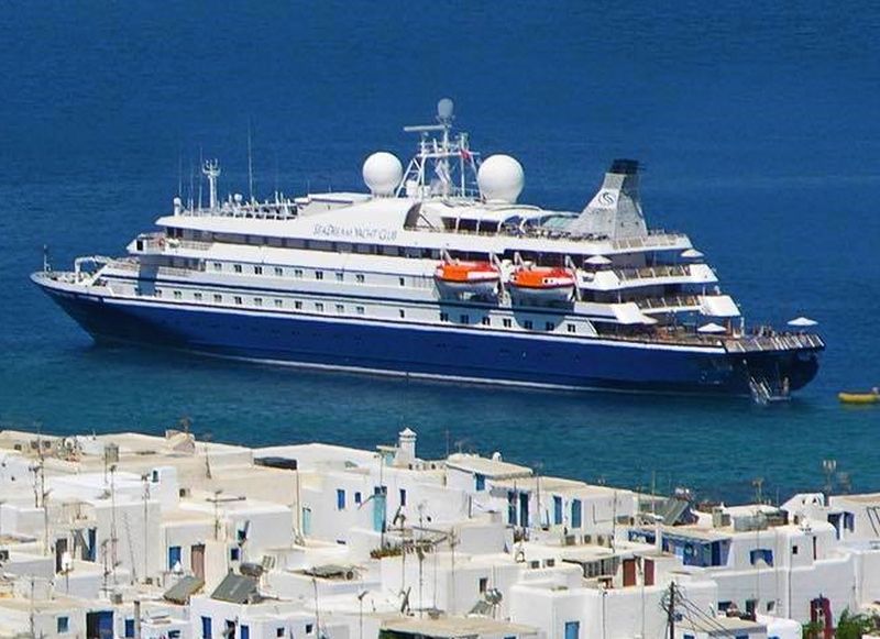 Έκτακτη παραμονή του SeaDream I στο Αιγαίο - Αρχιπέλαγος, Η 1η ...