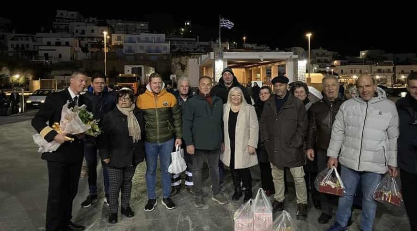 Η Μήλος Υποδέχτηκε εντυπωσιακά το «Knossos Palace» - Αρχιπέλαγος, Η 1η ...